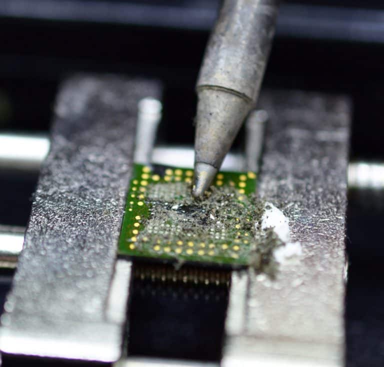 Chip-off Technique in Mobile Forensics